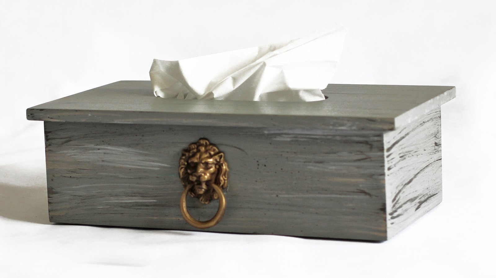 The Original Lion's Head Tissue Box - Esque